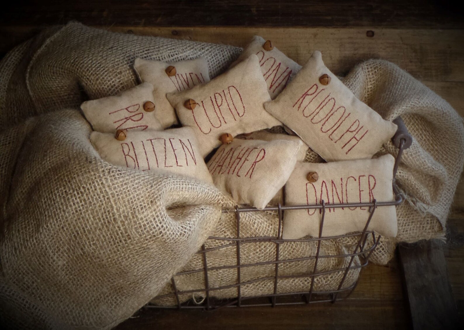 Santa's Reindeer Rustic Prim Farmhouse Bowl Fillers~grungy Embroidered ...