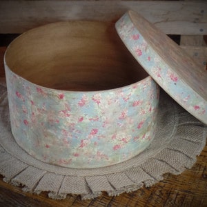 Primitive Distressed Aged Grungy Shabby Chic Tiny Flower Keepsake Box ...