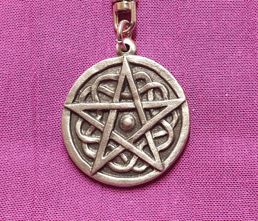 Pentacle (pentagram) Keyring (stylized Rose Background) - Etsy
