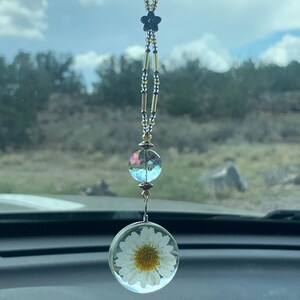 DAISY FLOWER (w/dried Flower) Car Charm, Car Accessories Rear View ...