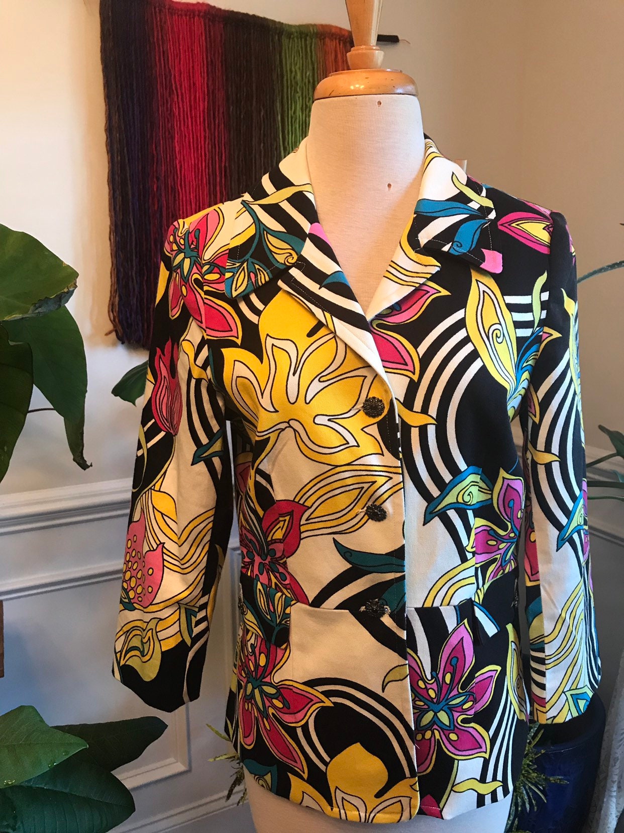 Colorful Floral Jacket Retro Print Fabric Hot Pink Swirl - Etsy