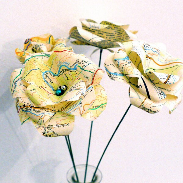 Map Flowers, Paper Roses, Atlas Paper, Upcycled Paper Decoration, Paper ...
