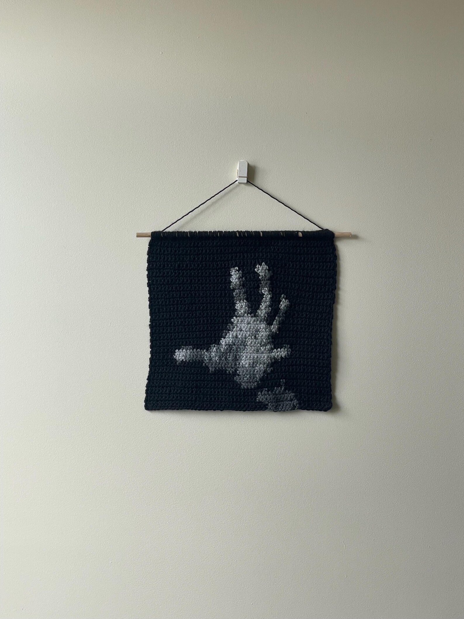 Horror Movie Talk to the Hand Tapestry - PDP PATTERN - Etsy