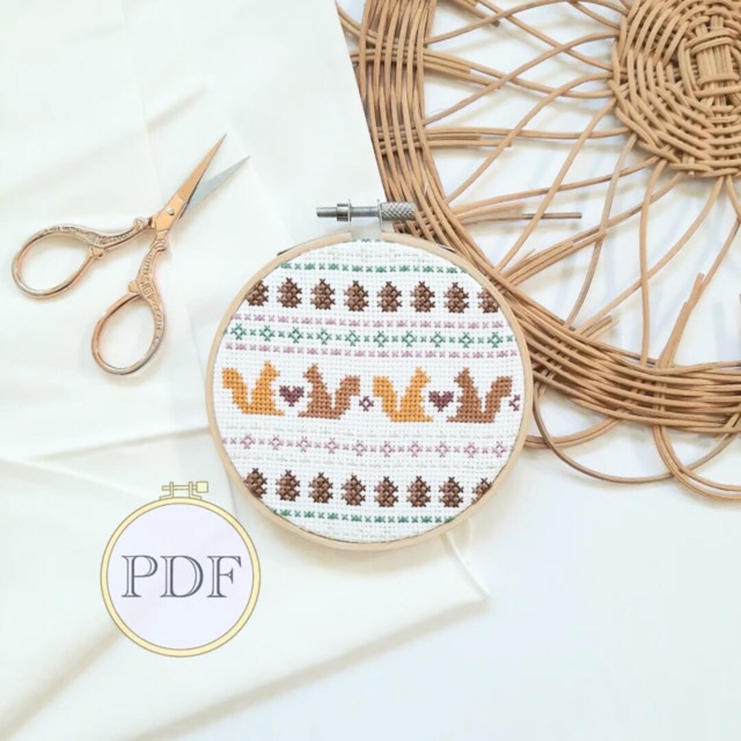 Squirrel Cross Stitch Pattern / Pine Cone Border Cross Stitch - Etsy