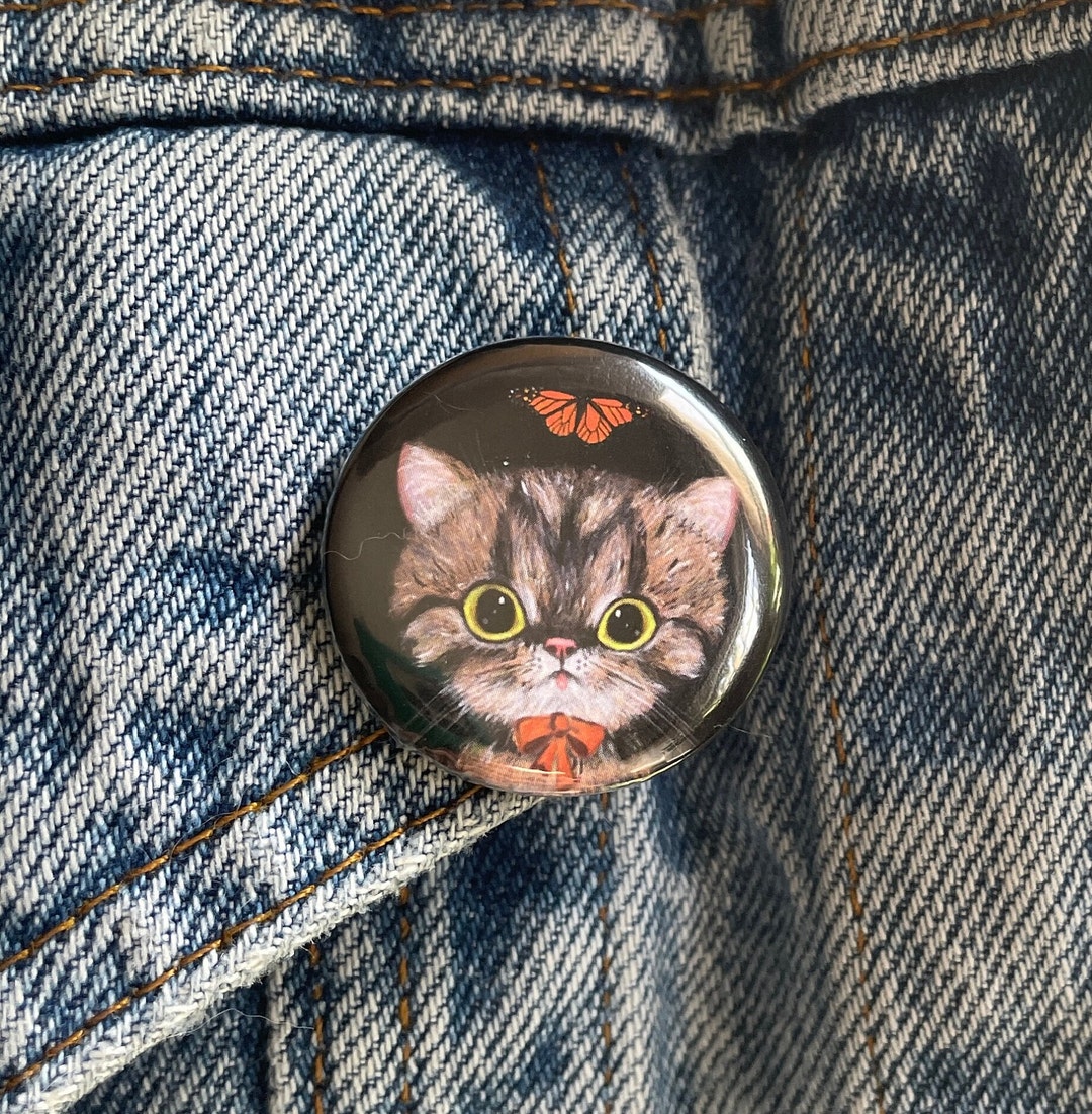 Tabby Cat and Butterfly Pin Button, Cute Cat and Monarch Butterfly Pin ...