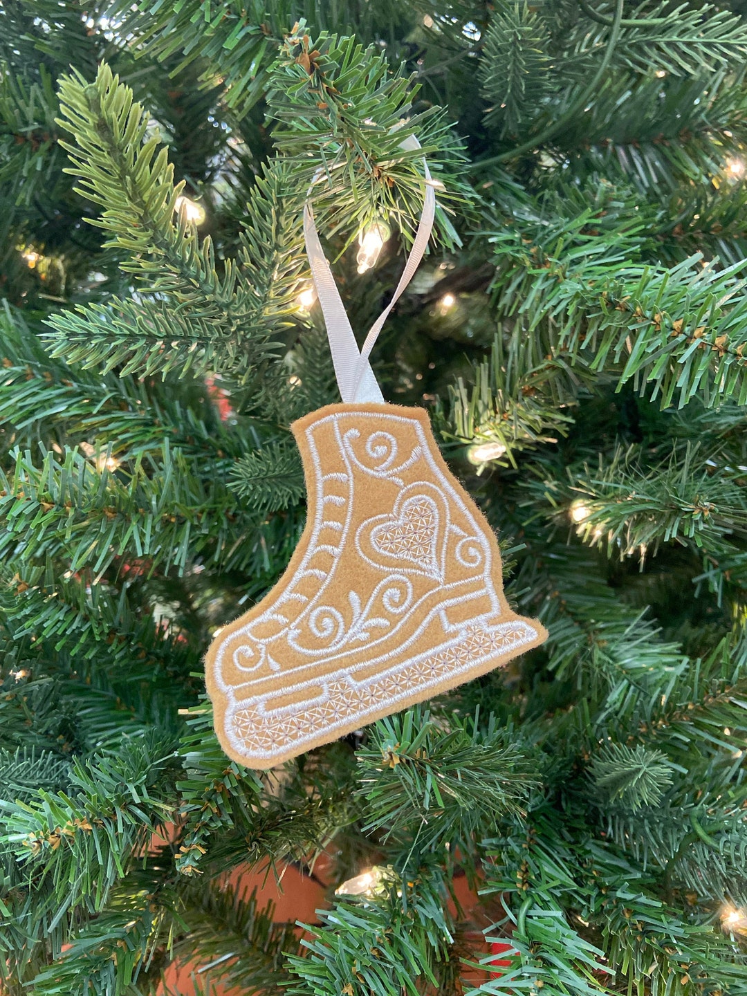 Gingerbread Cookie Ice Skate Ornament - Christmas Tree Ornament ...
