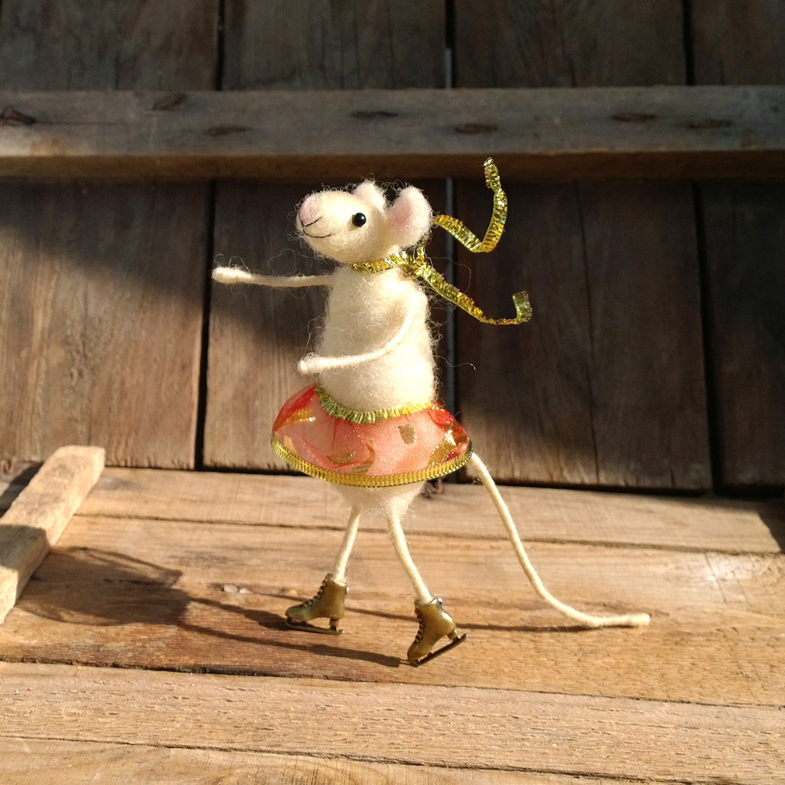 Ice Skating Felt Mouse Skater Figurine Cute Needle Felt Mouse - Etsy