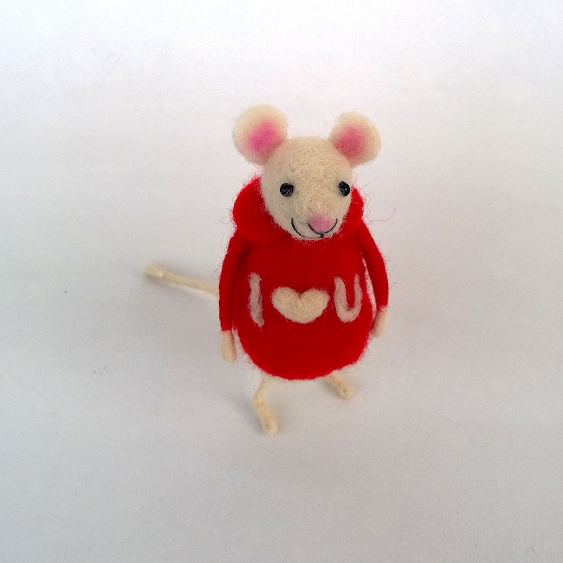 Valentines Day I LOVE YOU Mouse Gift Felt Mouse V Day Love Gift Tiny ...