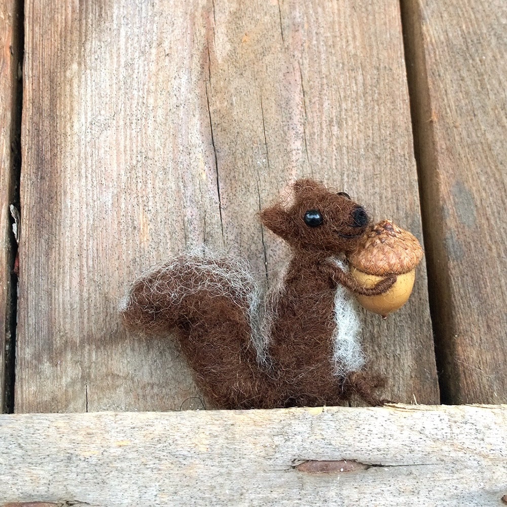 Squirrel Miniature Doll Felt Squirrel With Acorn Tiny Animal - Etsy
