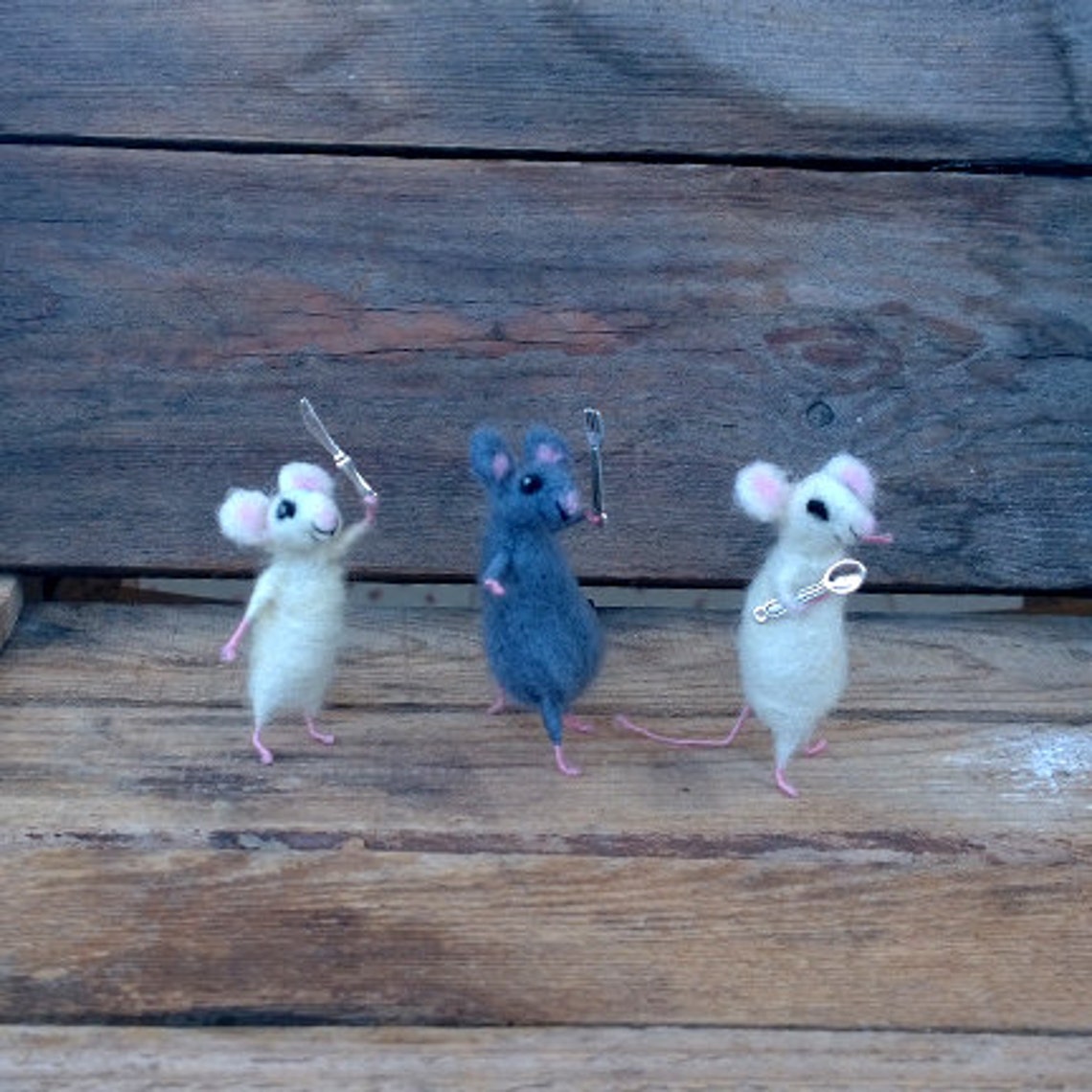 Felt Miniature hungry mice Woolen mouse fork spoon knife | Etsy
