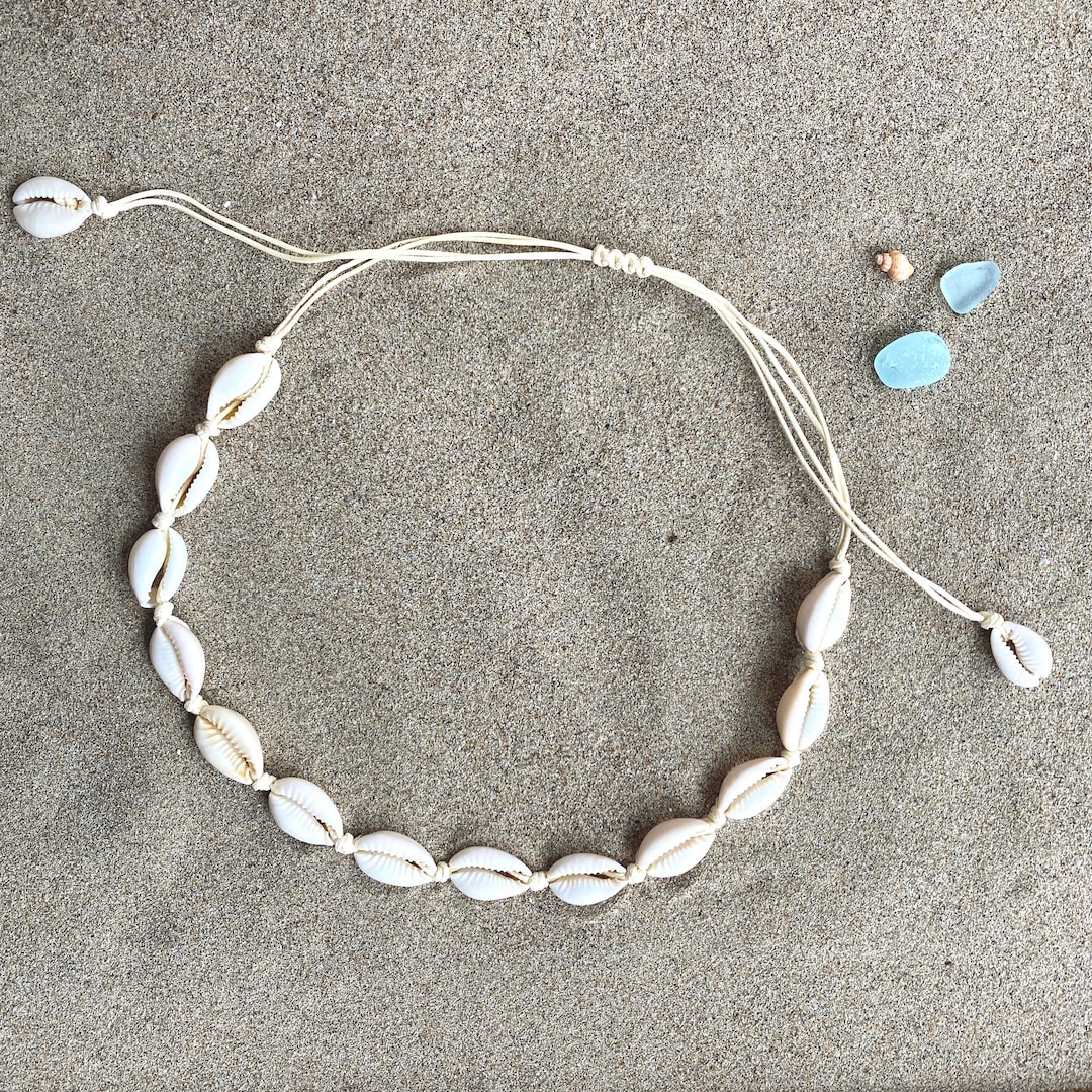 COWRIE SHELL CHOKER, Hat Band or Hairband/handwoven in Natural or Black ...