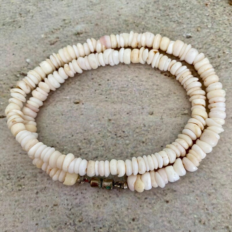 Puka Shell Choker - Etsy