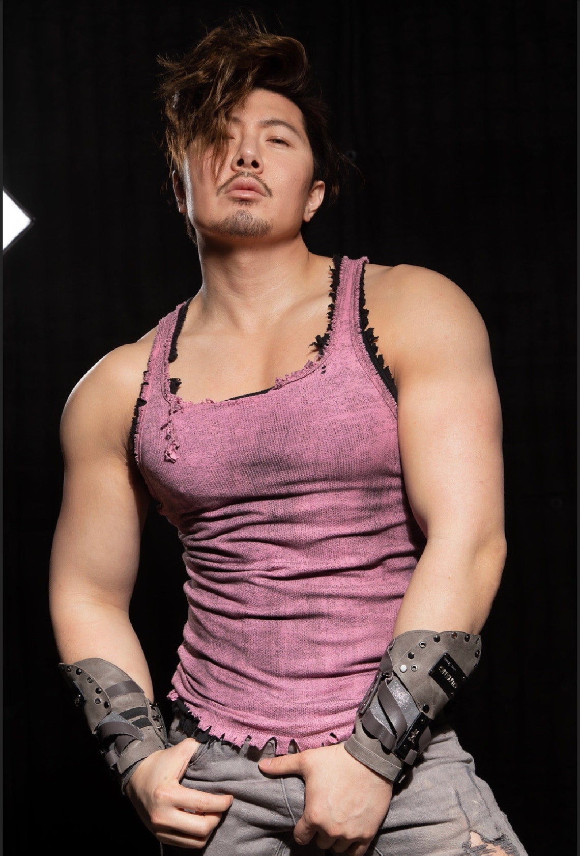 Guy Tang Gauntlet // Tang Shear Wristband - Etsy