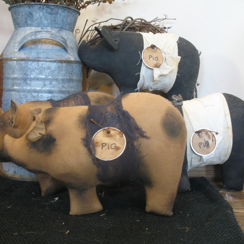 Primitive Pig - Etsy