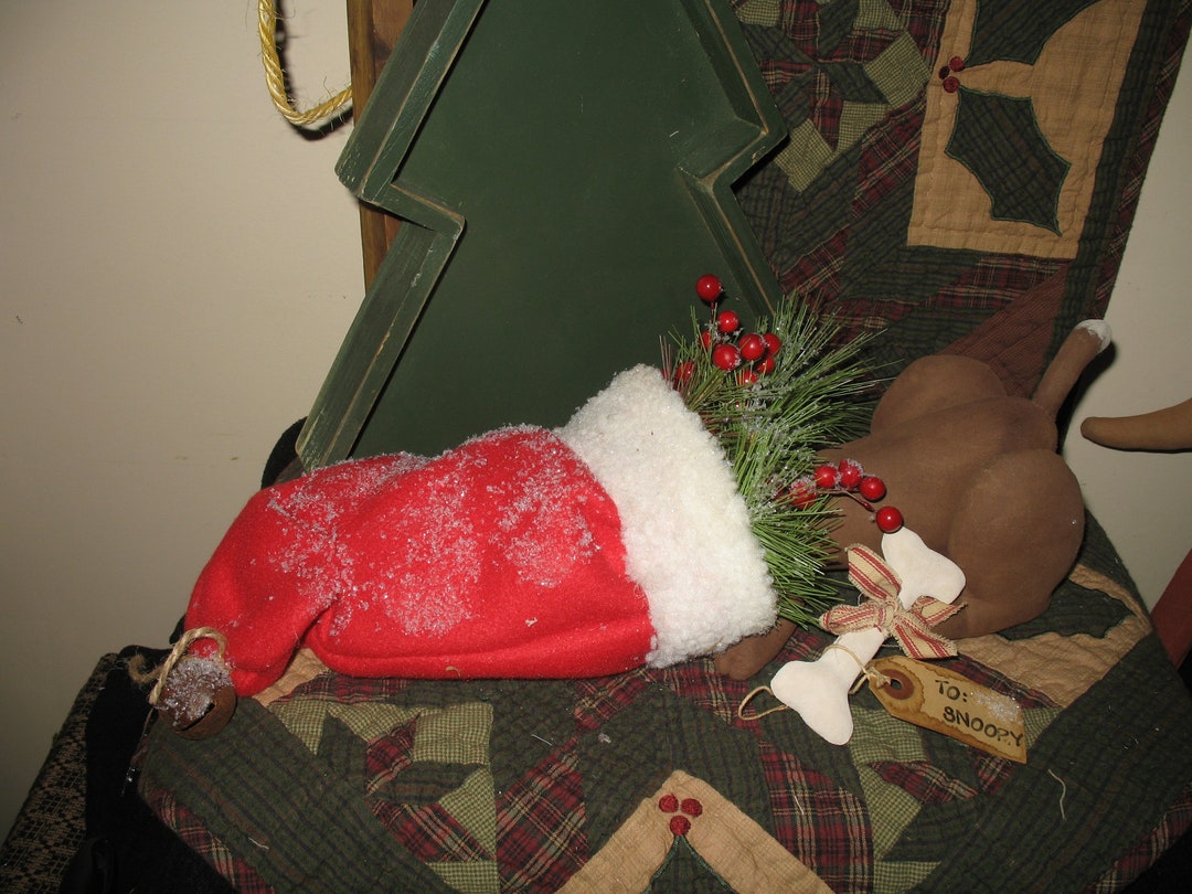 Christmas Snooping Dog - Etsy