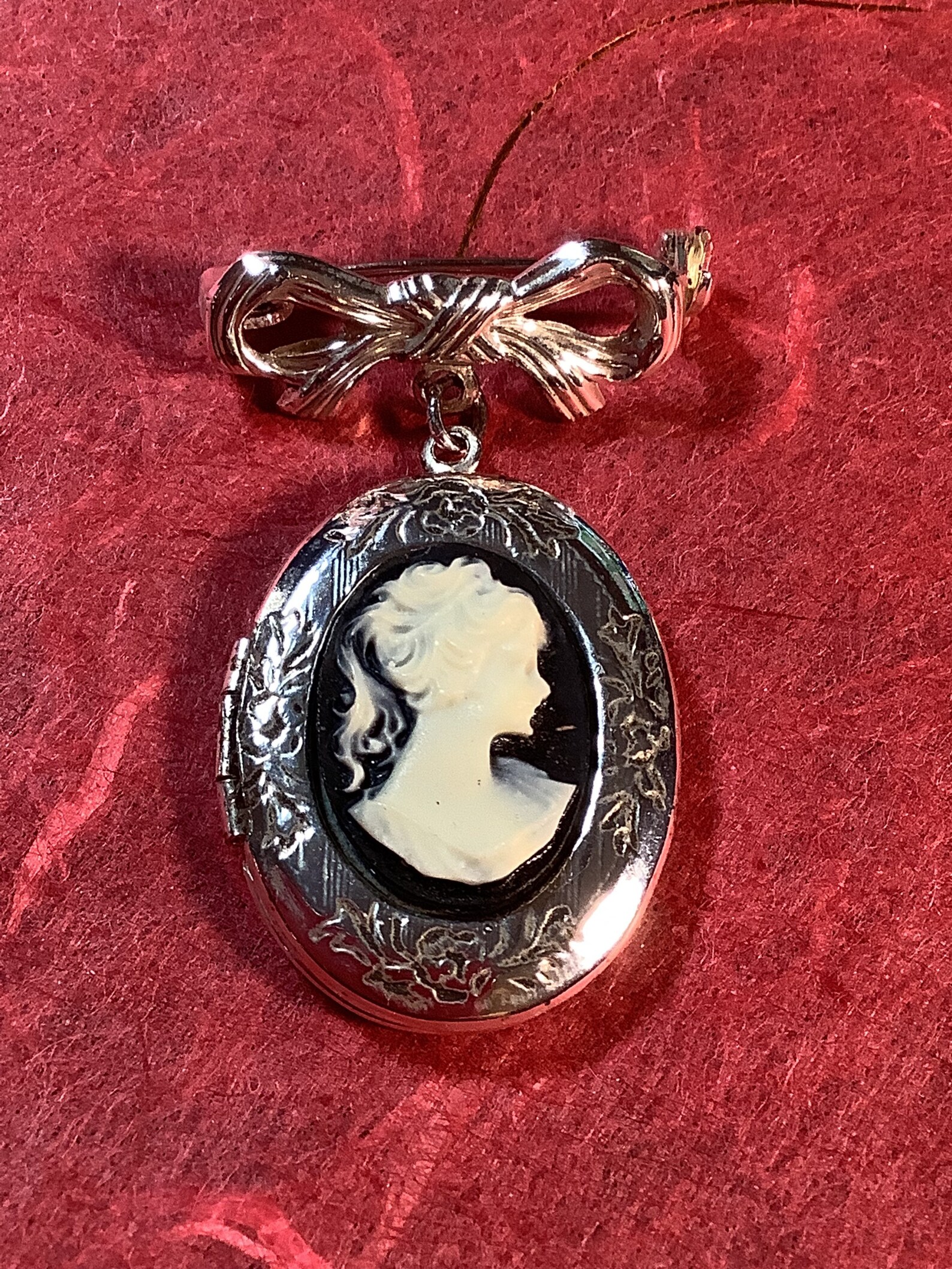Cameo Locket Silver Tone Dangle Brooch - Etsy