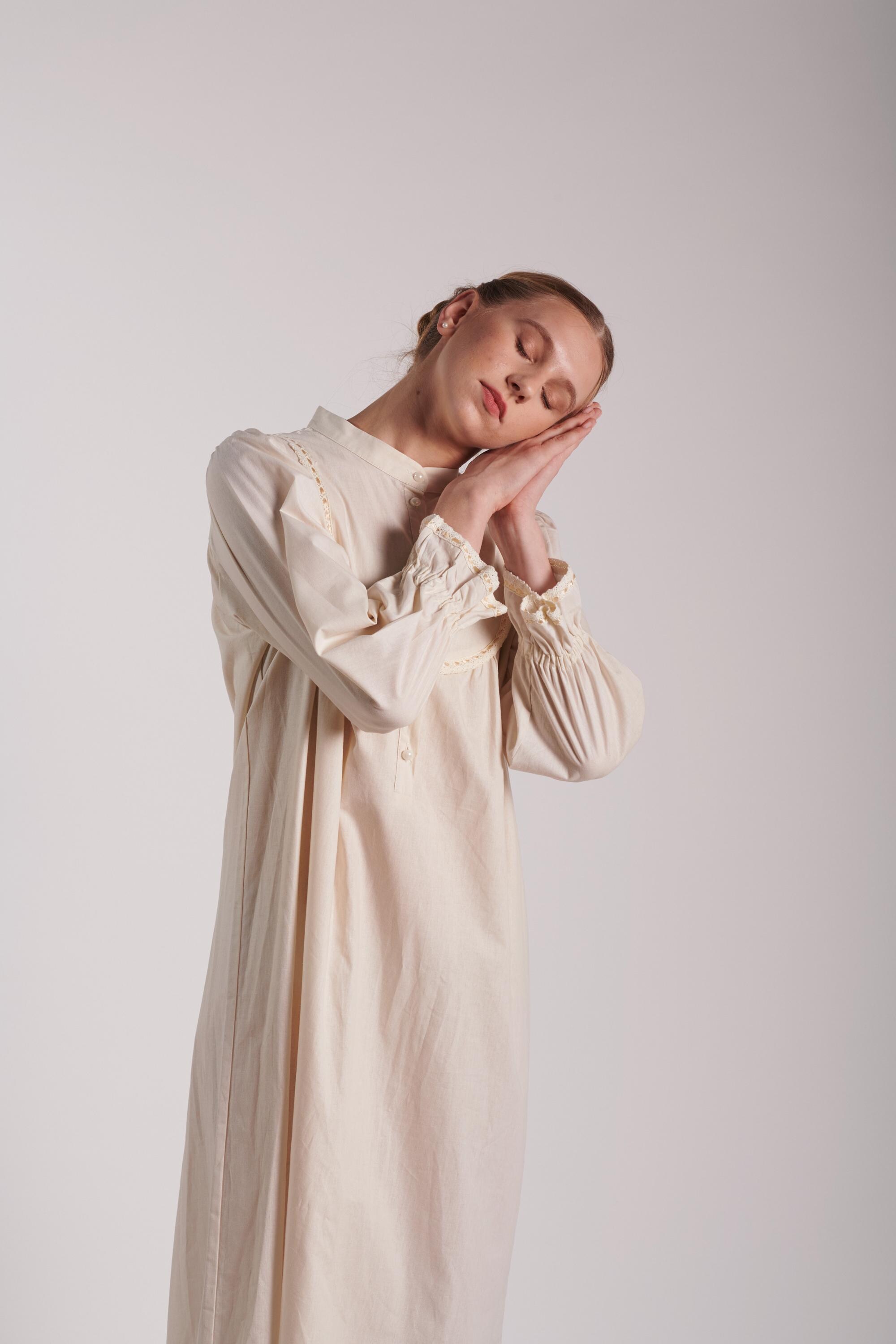 A Boutique Beige Vintage Long Cotton Nightgown With a Hat ...