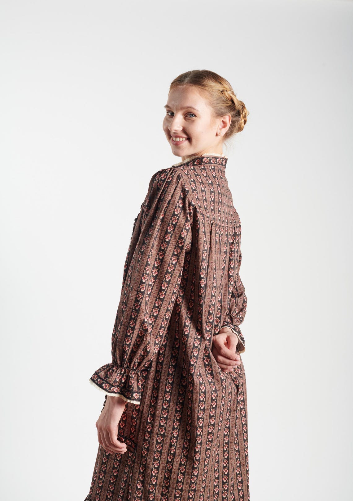 A Beautiful Country Style Dress Dress-da | Yerushalayma - Etsy