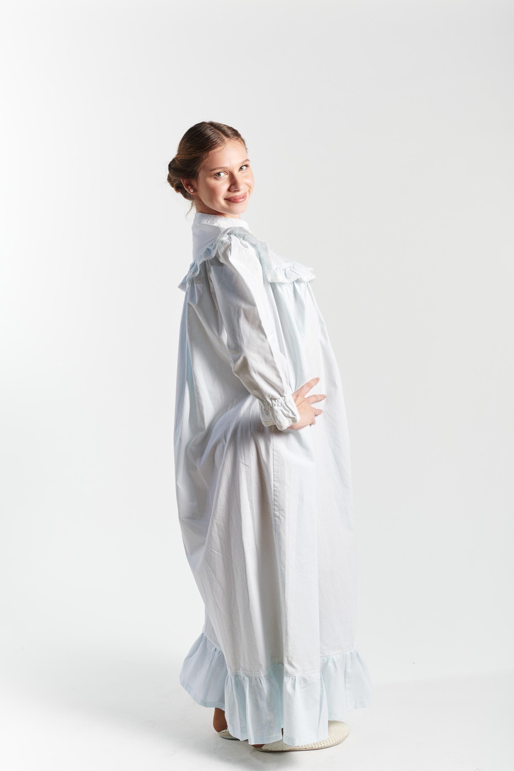 Vintage Style Long Nightgown, Little House on the Prairie Era ...
