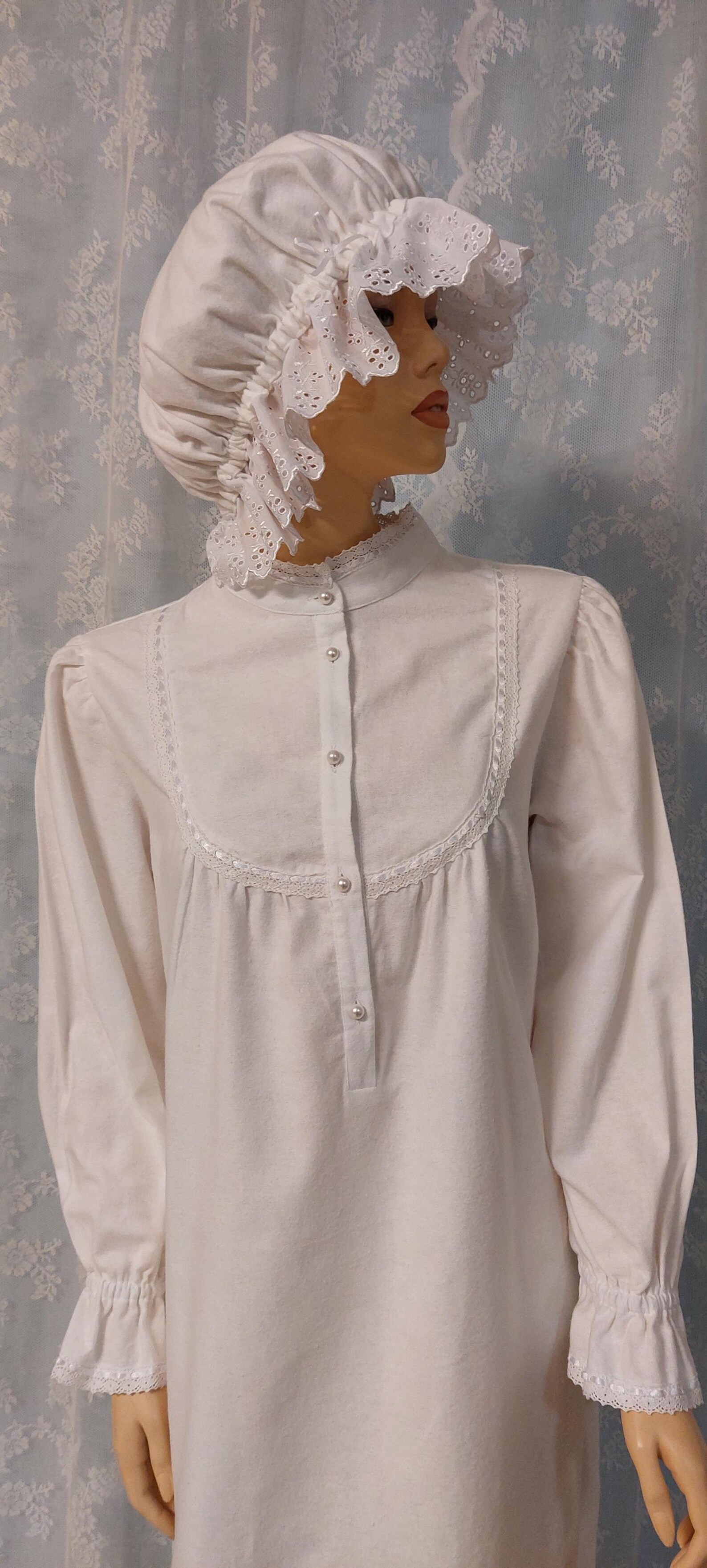 Vintage Long White Flannel Nightgown and Hat | Yerushalayma - Etsy