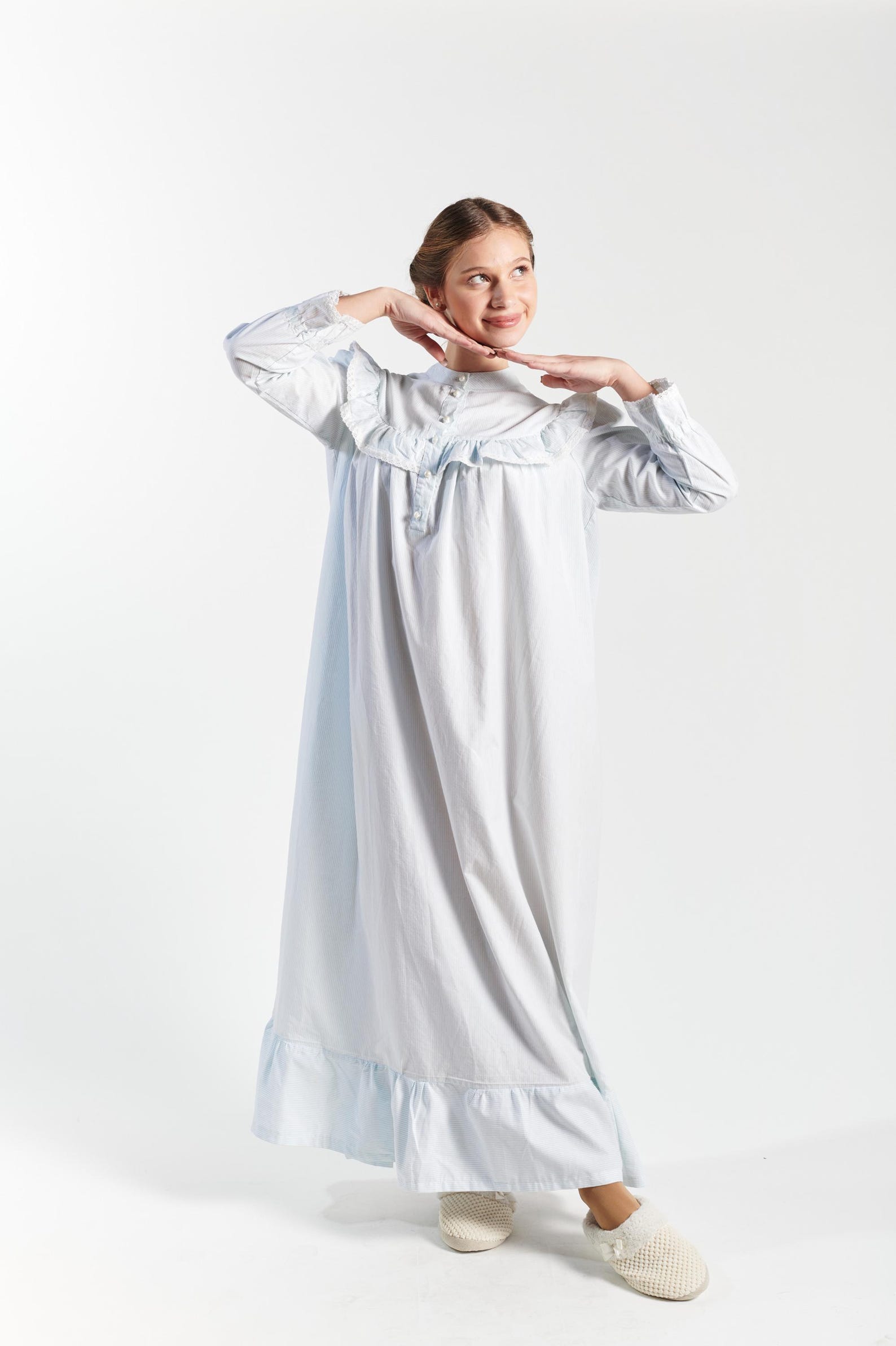 Vintage Style Long Nightgown, Little House on the Prairie Era ...