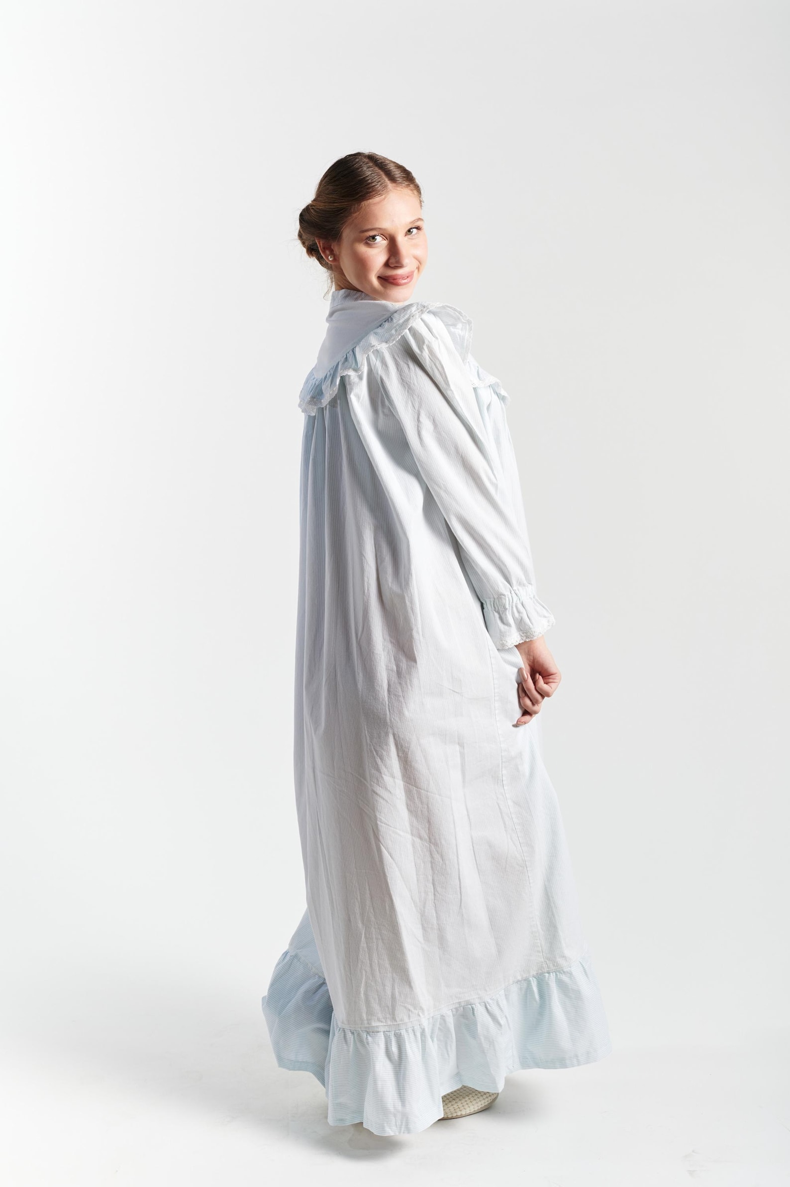 Vintage Style Long Nightgown, Little House on the Prairie Era ...