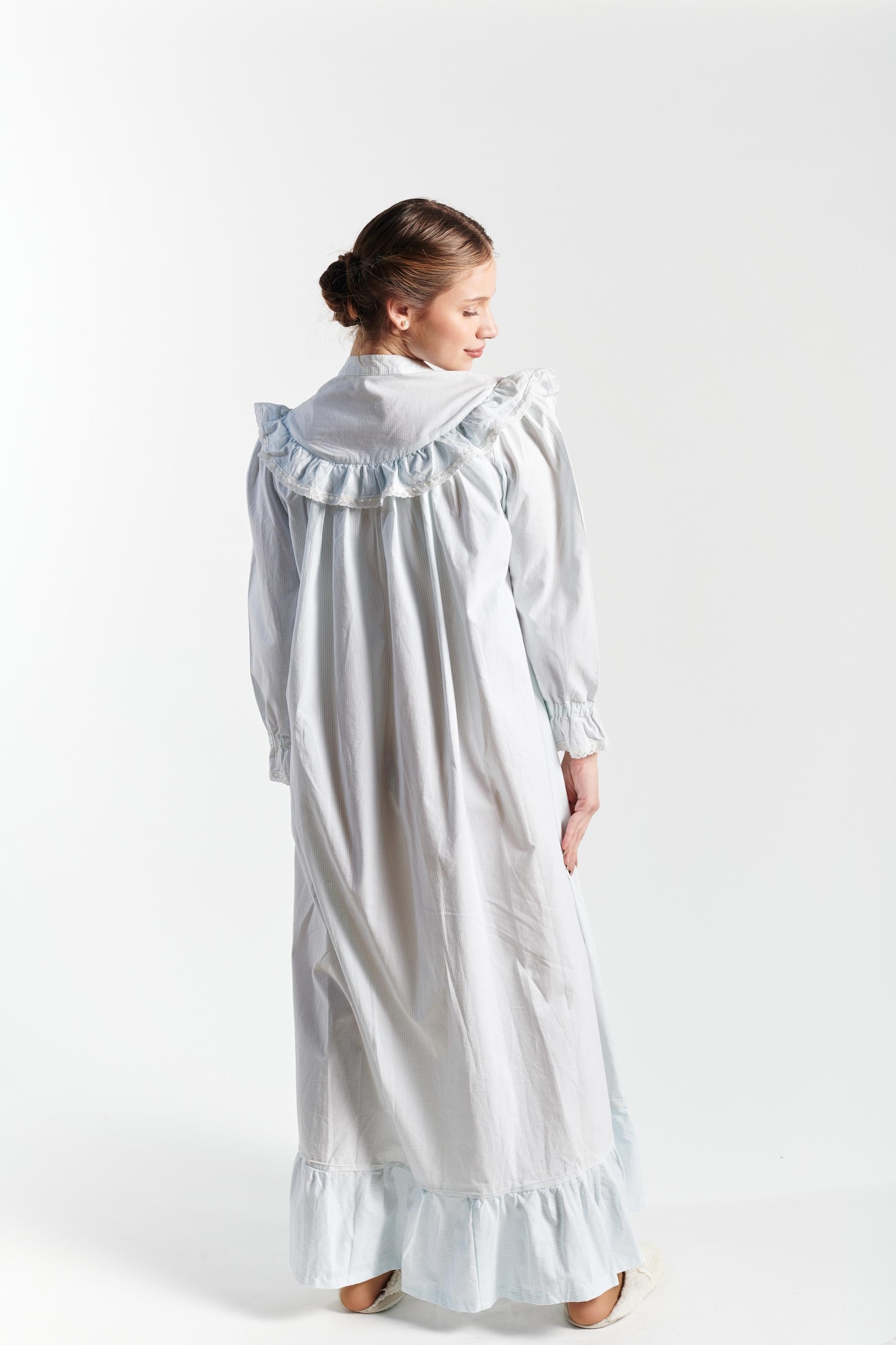 Vintage Style Long Nightgown, Little House on the Prairie Era ...