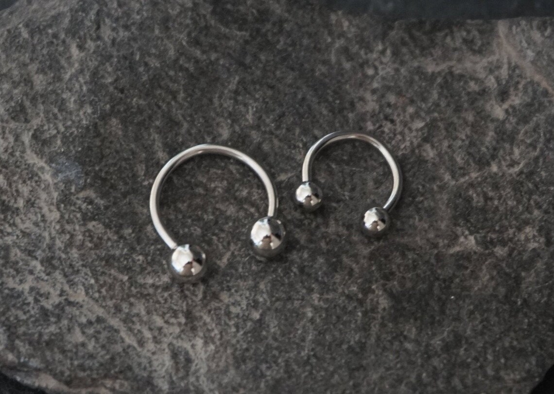 Horse Shoe Barbell Captive Ball Closure Septum Ring Septum Captive ...