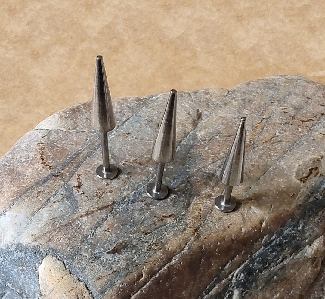 16g Long Spiked Barbell, Extreme Spiked Labret, Medusa Jewellery ...