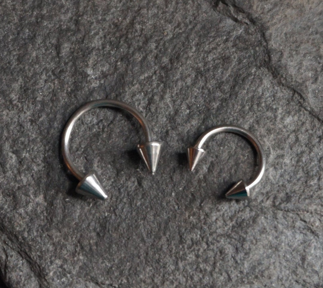 16g Horse Shoe Septum, Captive Ring, Spiked Septum, Septum Ring ...