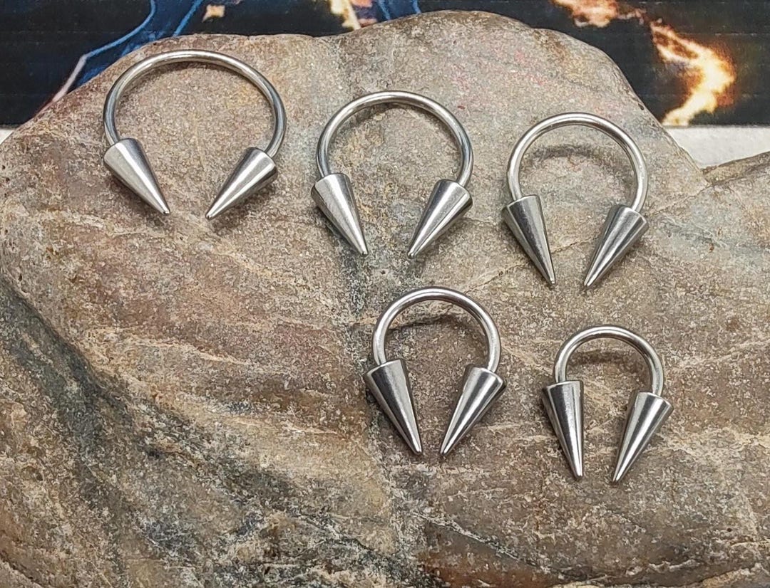 16g 8mm Long Spikes Horseshoe Septum, Wide Septum, Long Spiked Septum ...