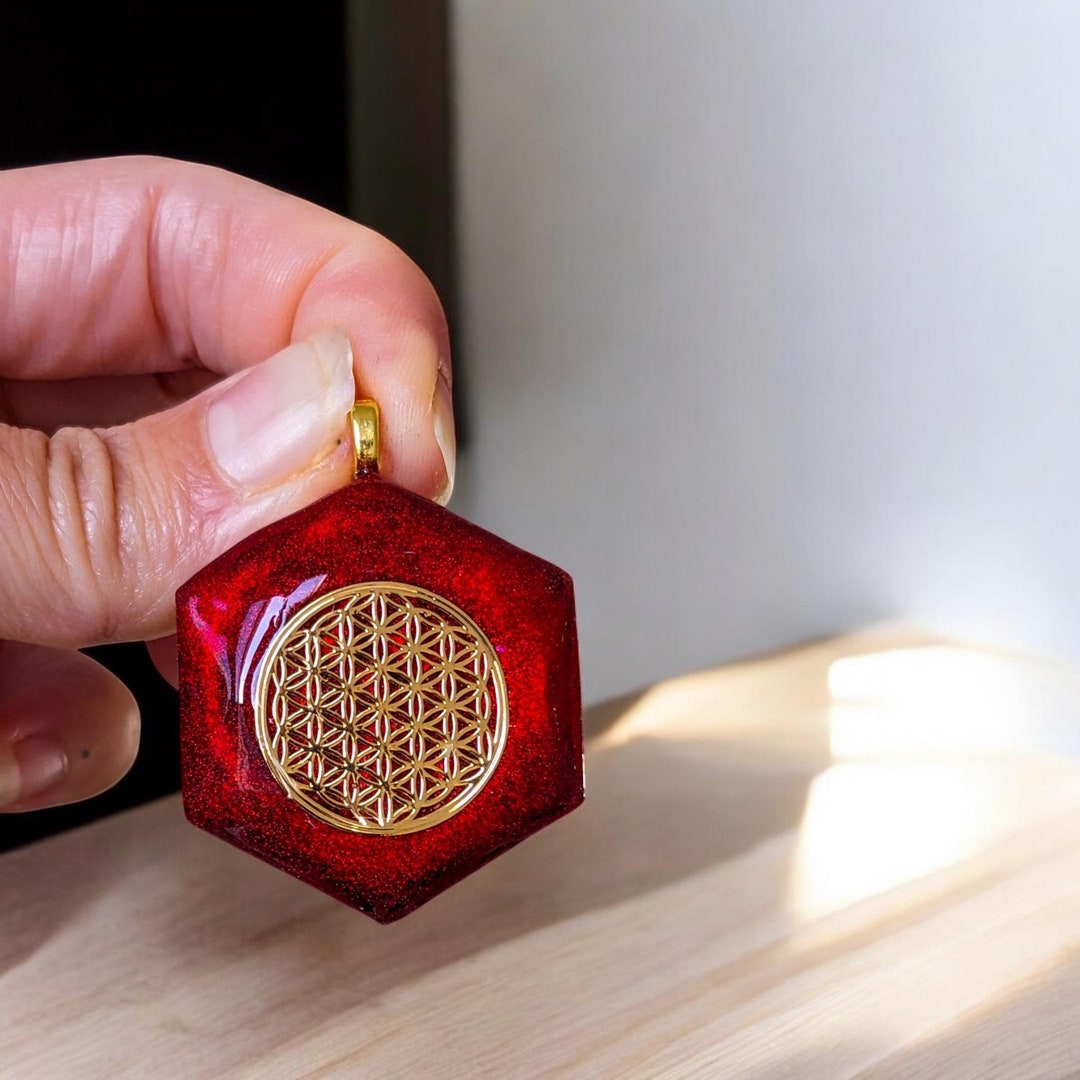 Red Orgonite Pendant Flower of Life and Peristerite - Etsy