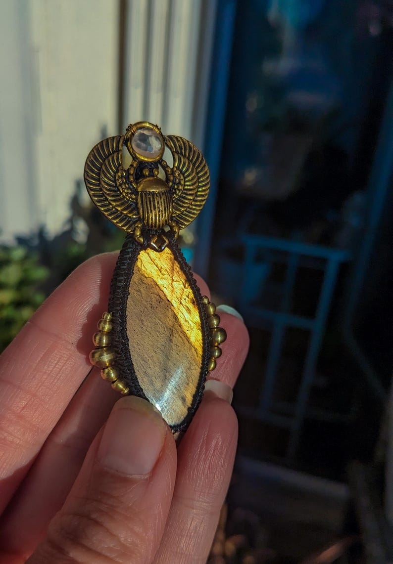 Orange-yellow Labradorite Scarab Rose Quartz Macrame Pendant - Etsy