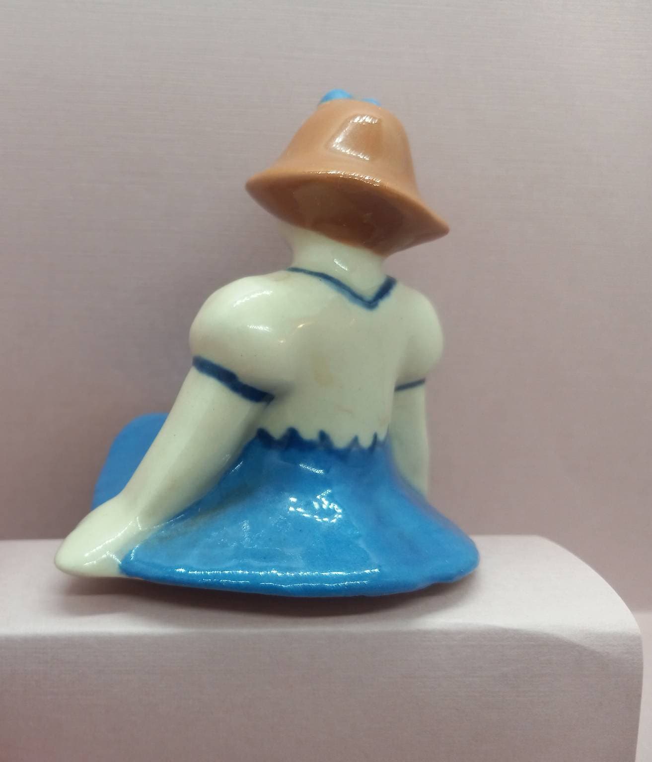 Little Dutch Girl Shelf Sitter - Etsy