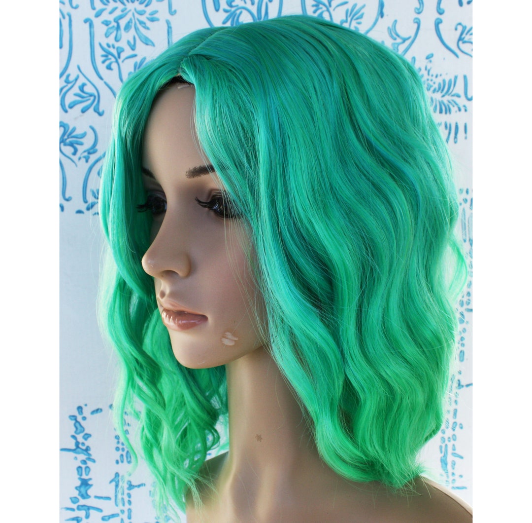 Light Turquoise Green Ombre Wavy Wig. Turquoise Green Shoulder Length ...