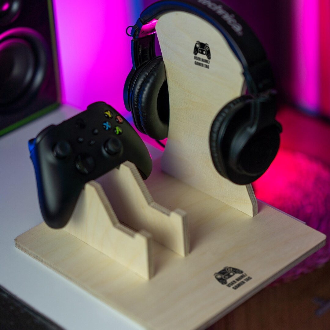 Personalized Gaming Headset and Controller Dock, Dual Wood Gamepad ...