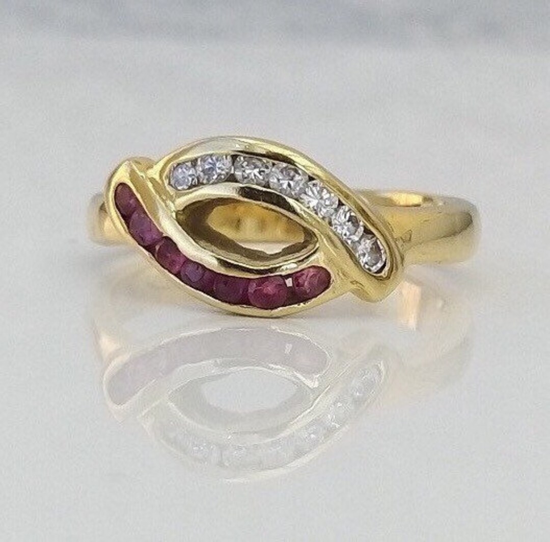 Vintage Ruby Gold Ring Bride Wedding Day Engagement Present - Etsy UK