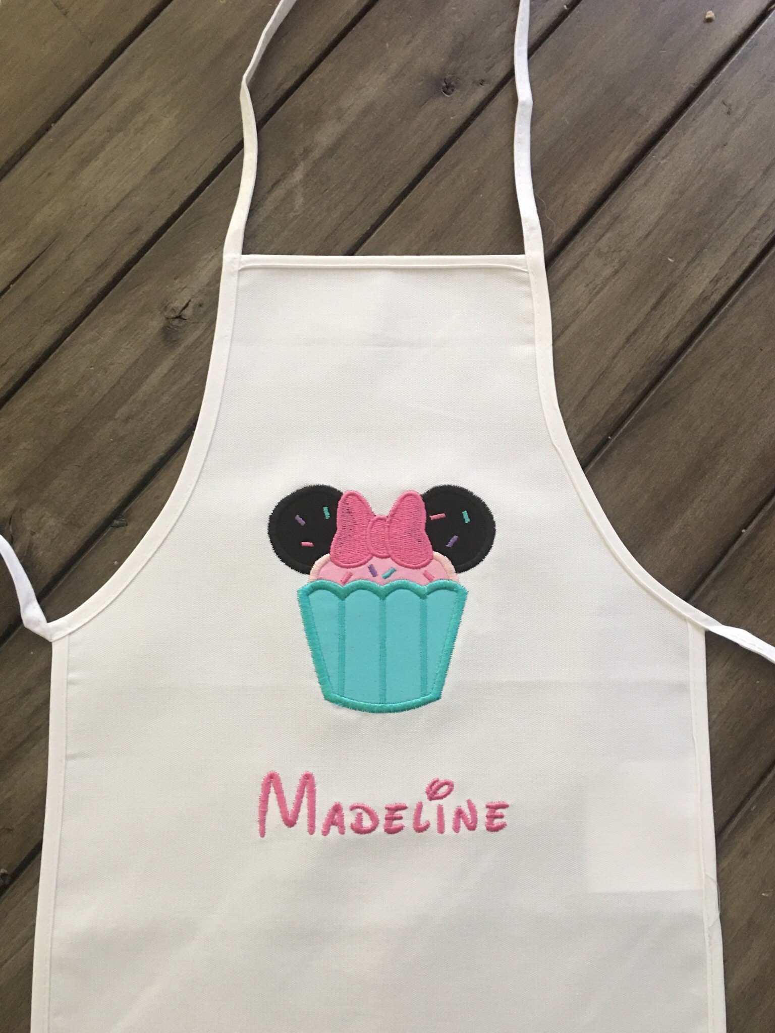 Minnie Mouse Cupcake Child's Apron Personalized Cooking - Etsy