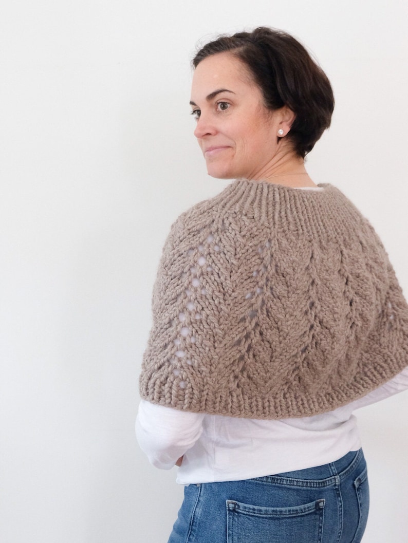 KNITTING PATTERN, Easy Knit Lace Poncho Cape Capelet, Chunky Knit, Cozy ...