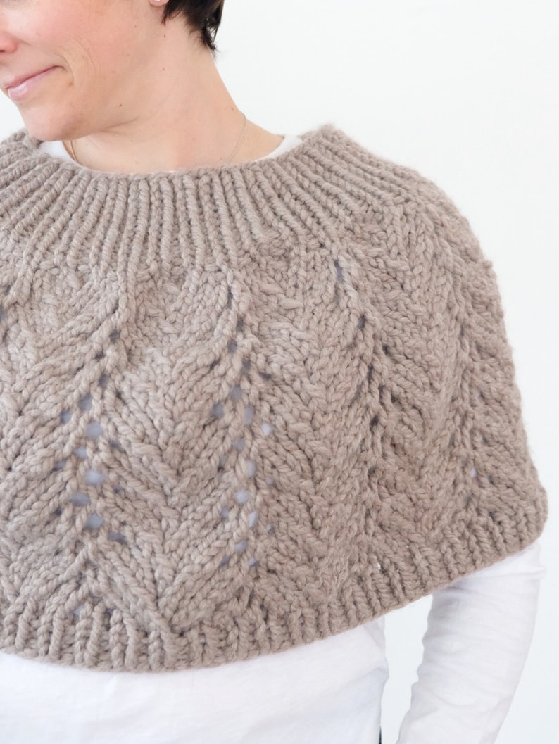 KNITTING PATTERN, Easy Knit Lace Poncho Cape Capelet, Chunky Knit, Cozy ...