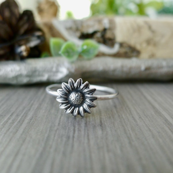 Sunflower Ring - Etsy