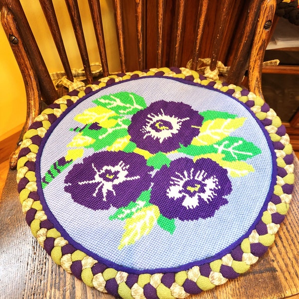 Needlepoint a Circle Border - Etsy