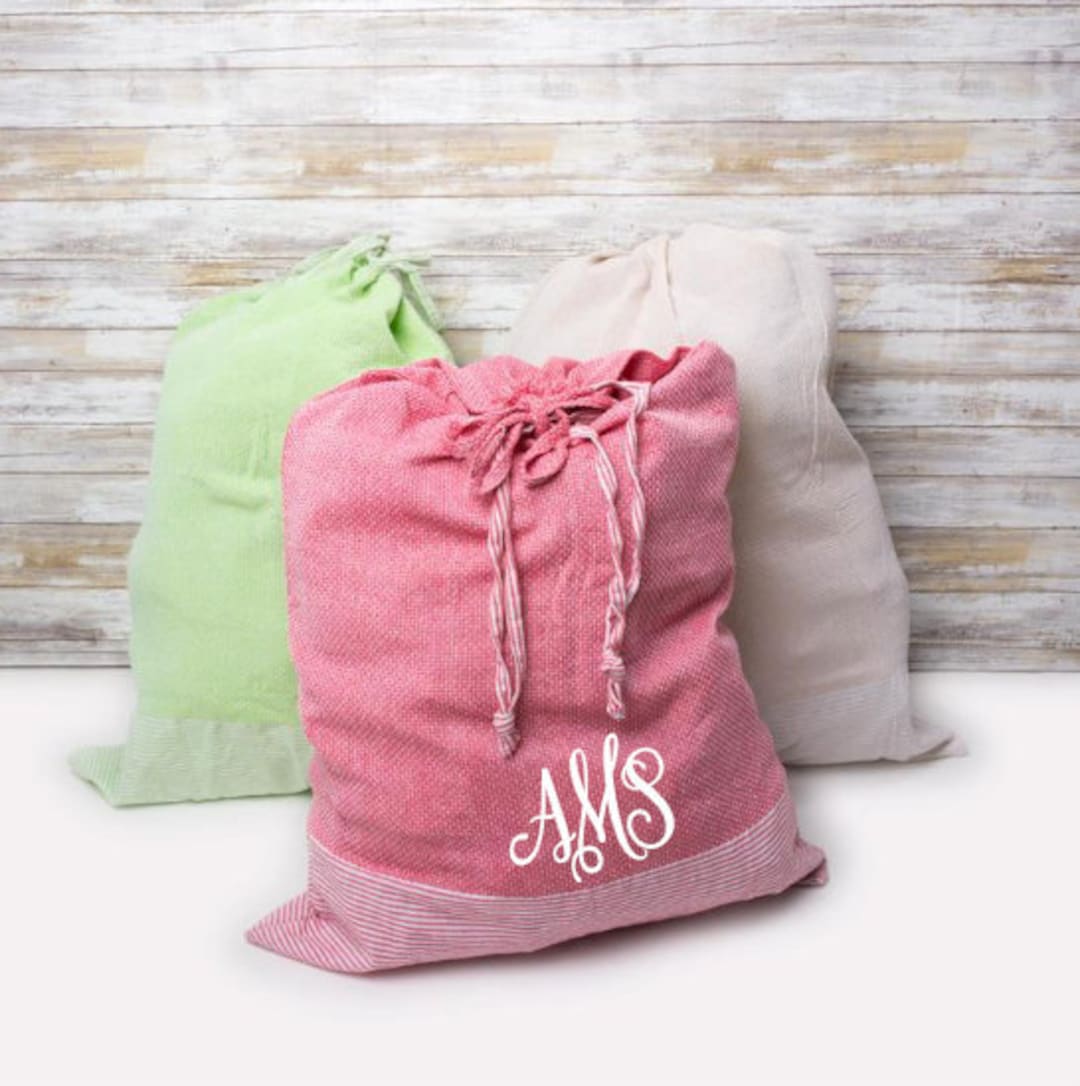 Monogrammed Laundry Bag - Graduation Gifts - Monogrammed Gifts ...