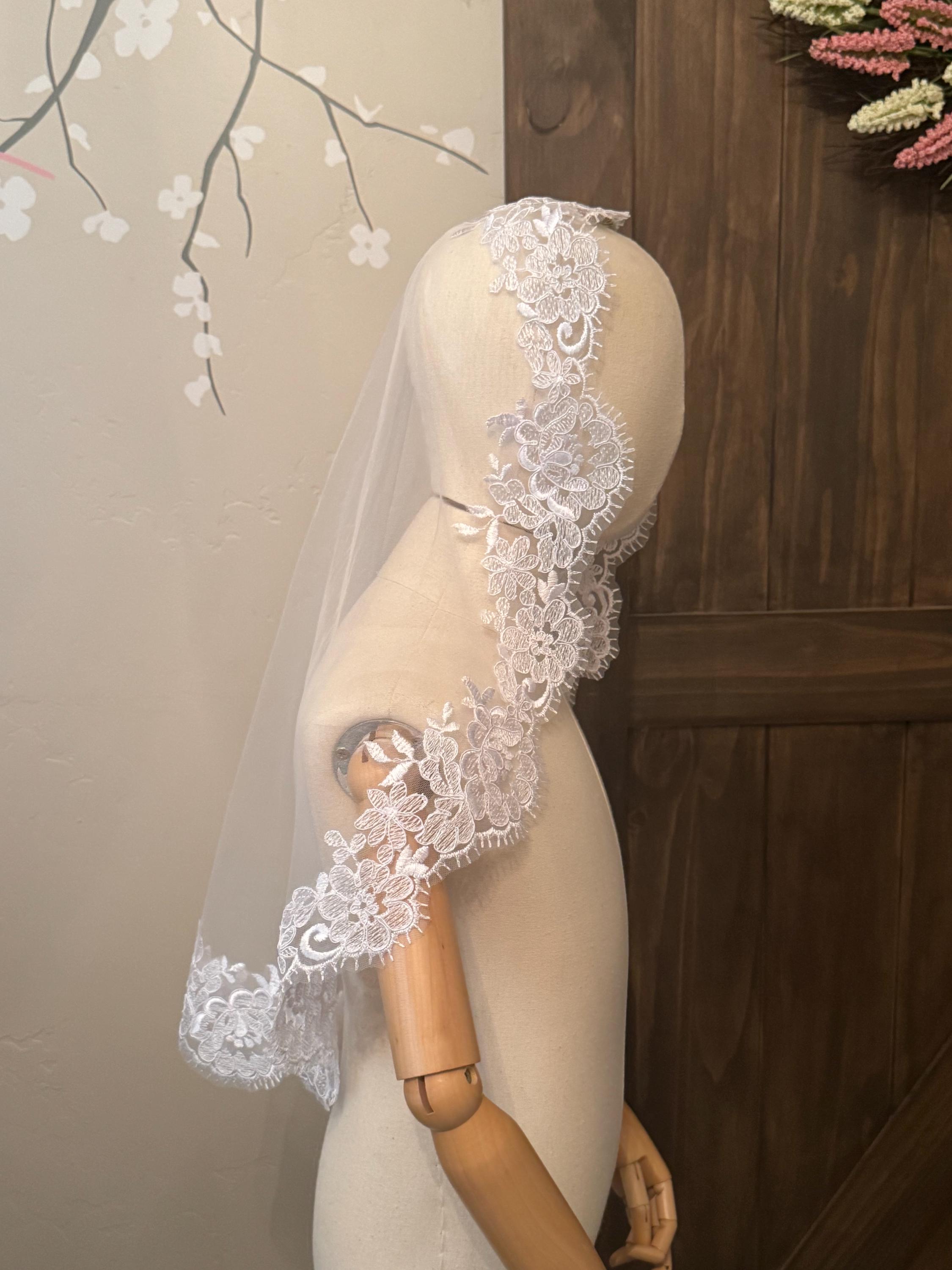 Communion Mantilla Lace Veil - Fast Shipping! - Etsy