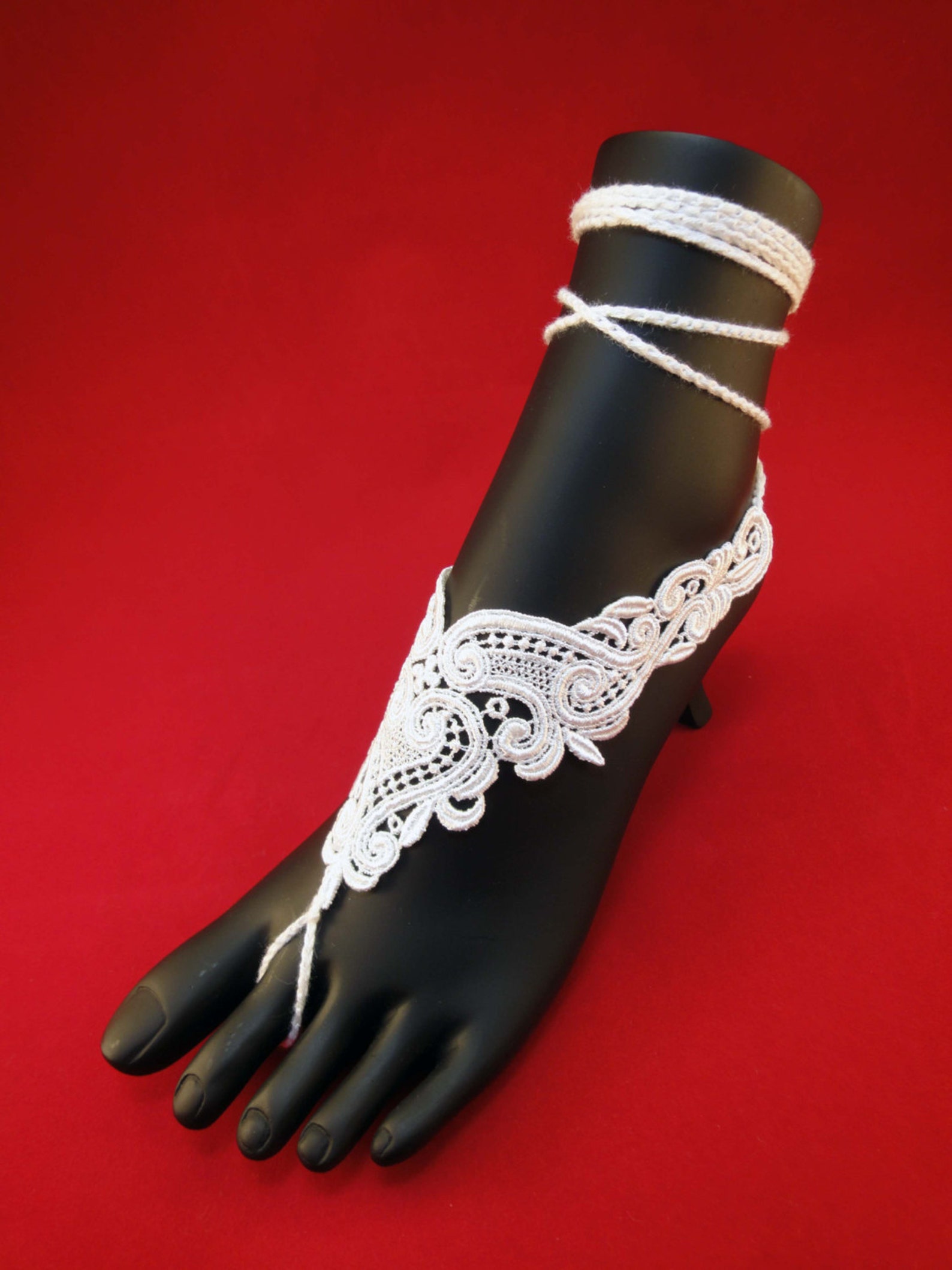 White Lace Barefoot Sandals. Foot Jewelry. Anklets. White Lace - Etsy