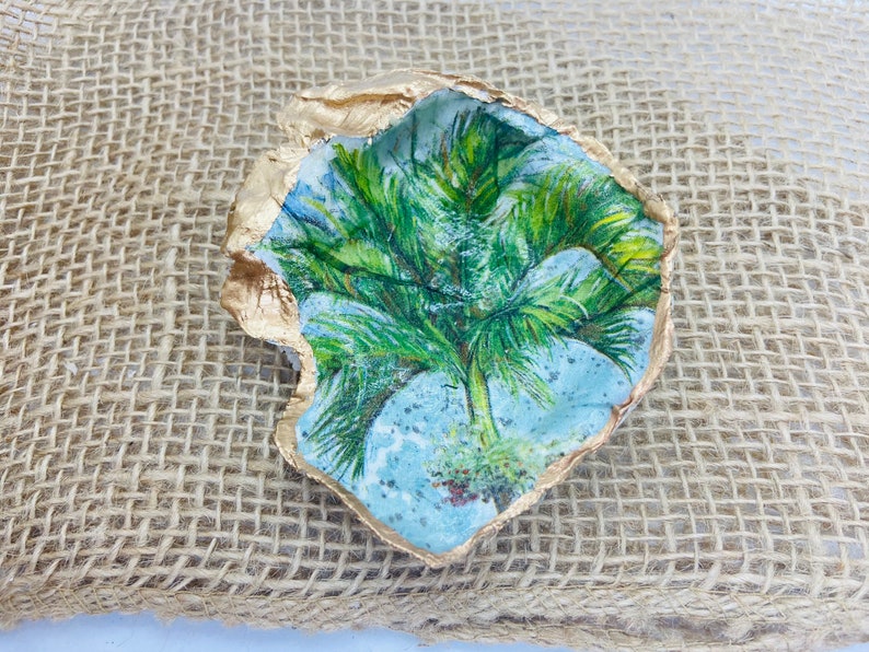 Palm Tree Oyster Shells Trinket Dish or Coastal Decor - Etsy