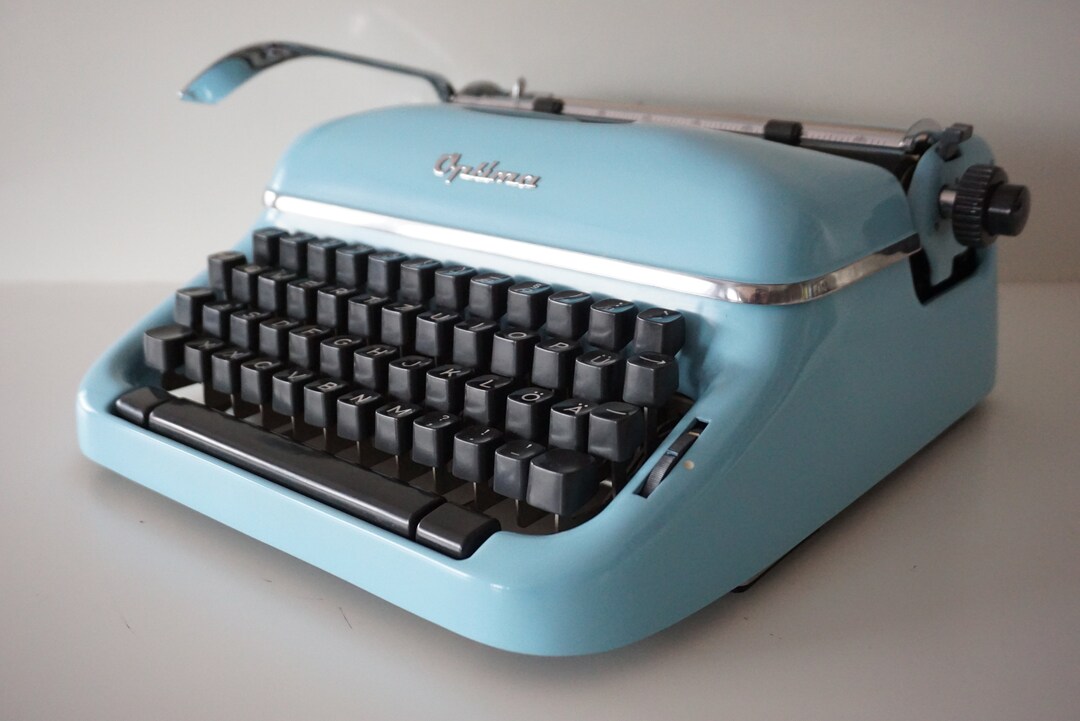 Rare 1957 OPTIMA Elite 3 BABY Blue Typewriter - Portable - Design ...