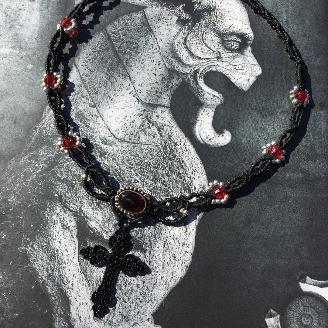 Gothic Macrame Necklace With a Little Faceted Cabochon and a Black ...