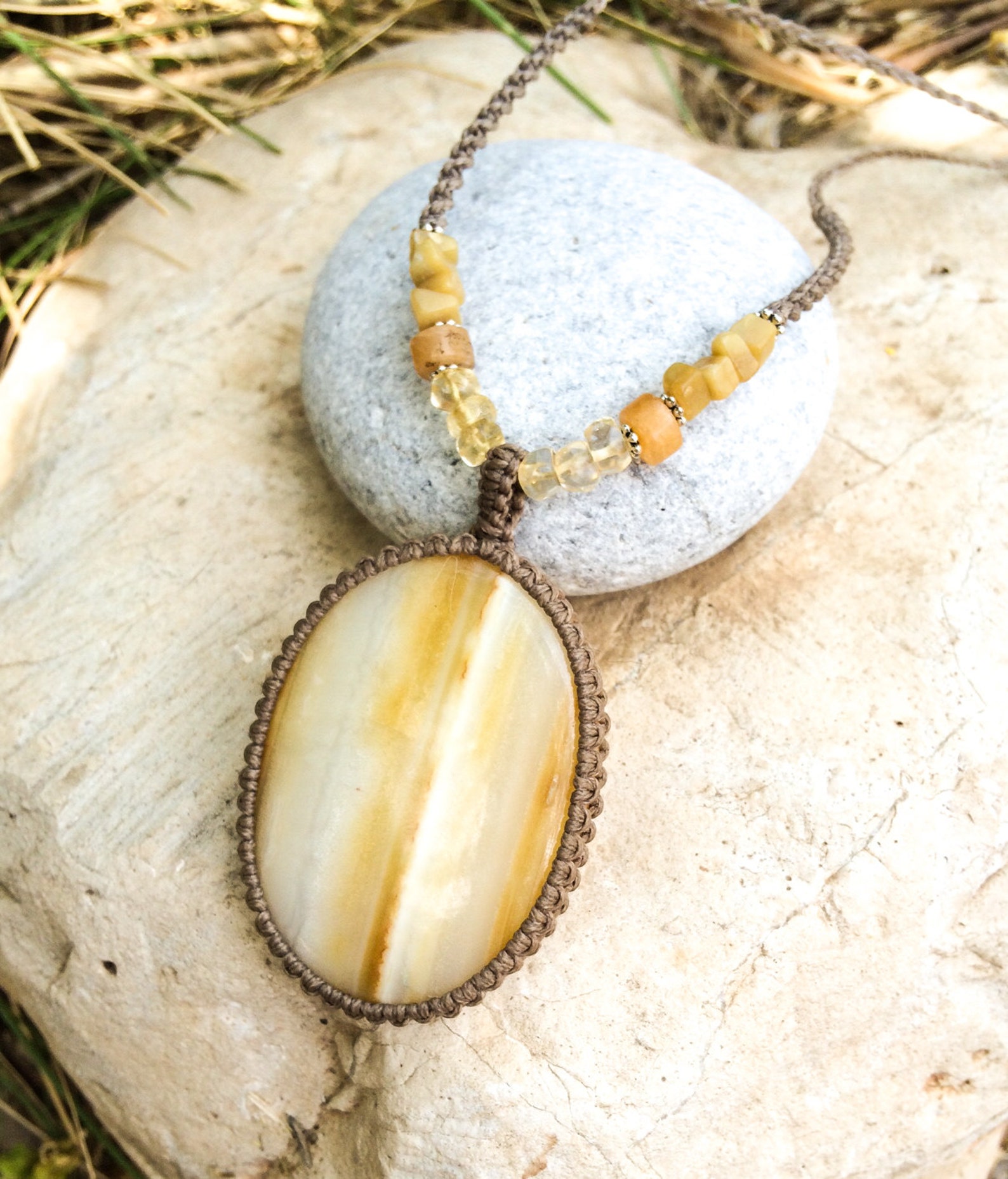 Yellow Banded Agate Macrame Necklace Large Agate Gemstone - Etsy