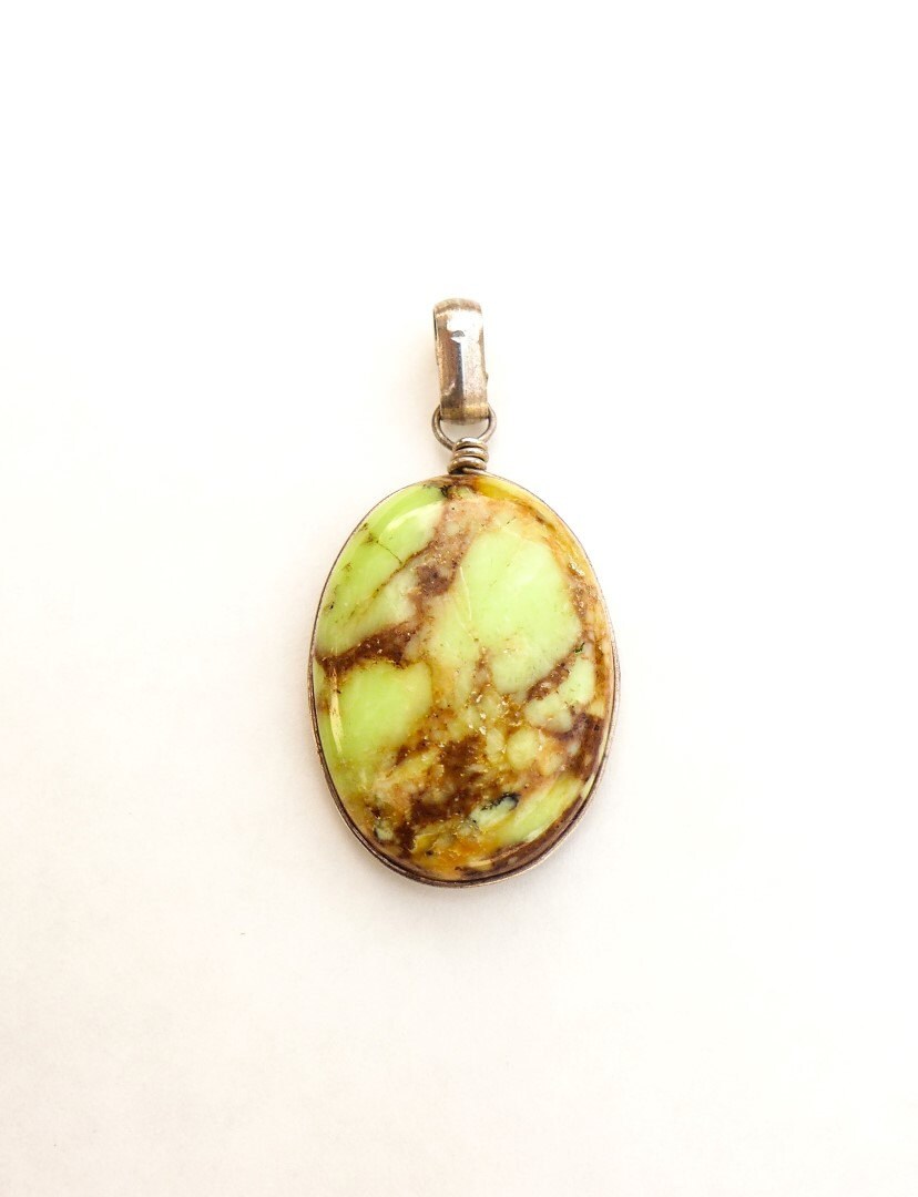 Green Howlite Pendant Howlite Silver Pendant Green Stone - Etsy